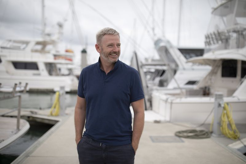 Expat Families Flee Hong Kong After Double Whammy of Virus, Protests